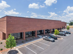 Our Services | Midwest Express, Inc.